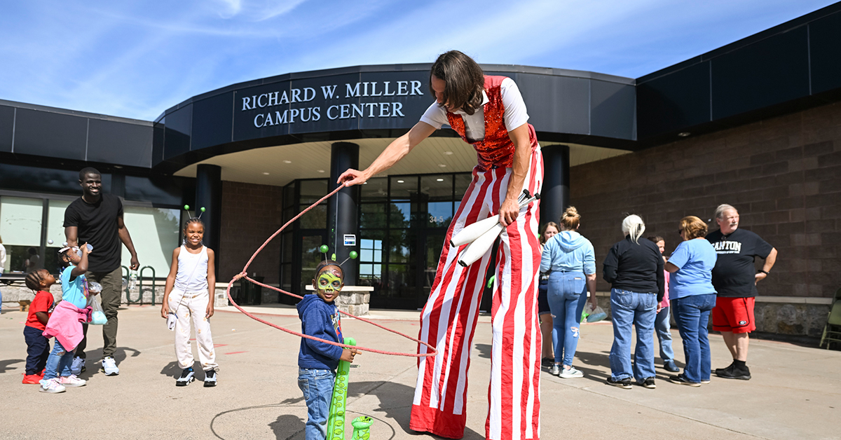 2024: SUNY Canton Adds Alumni Events to its Family Weekend Activities ...
